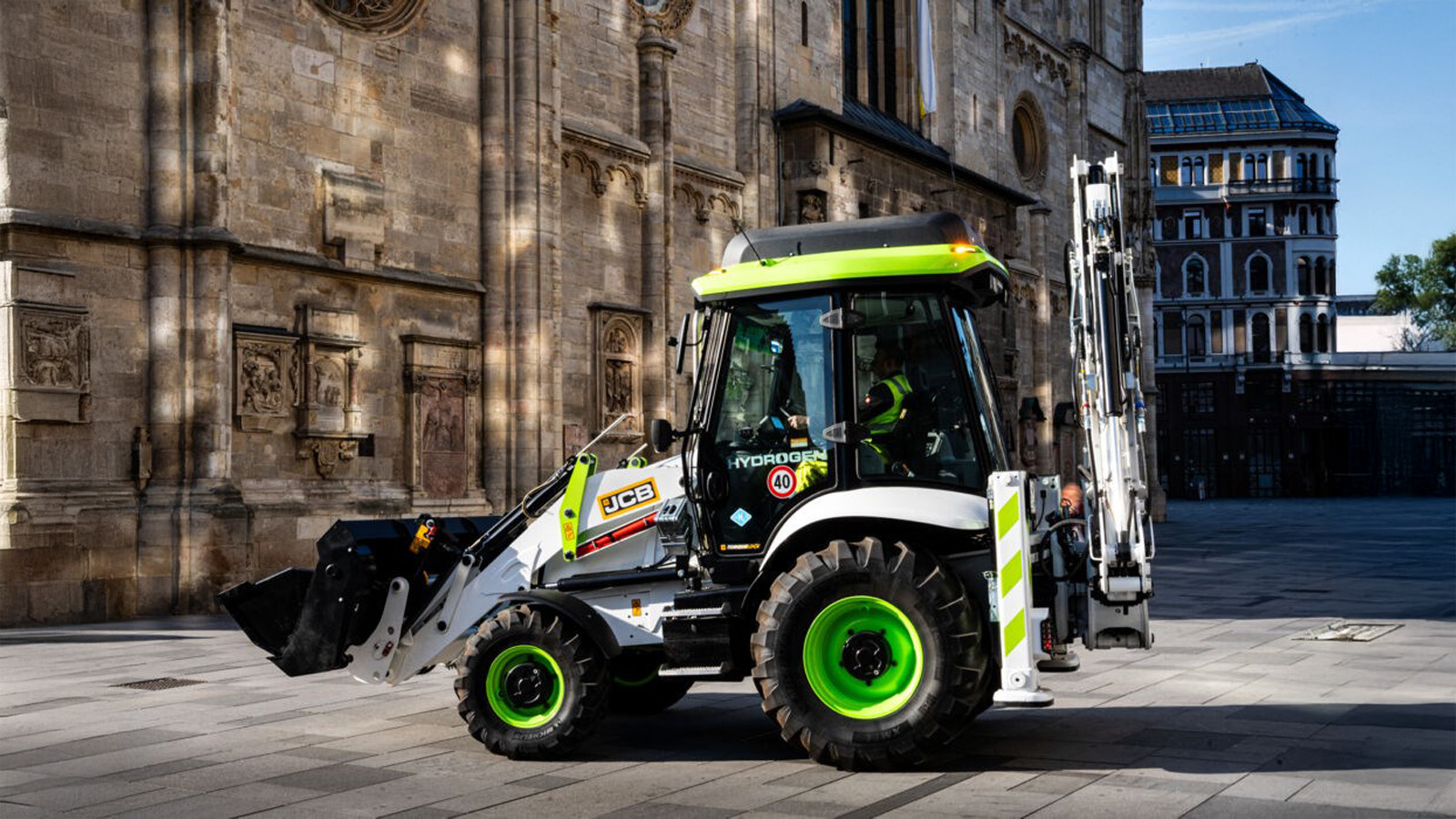 JCB’s hydrogen engine granted full type-approval in Europe - Driving ...