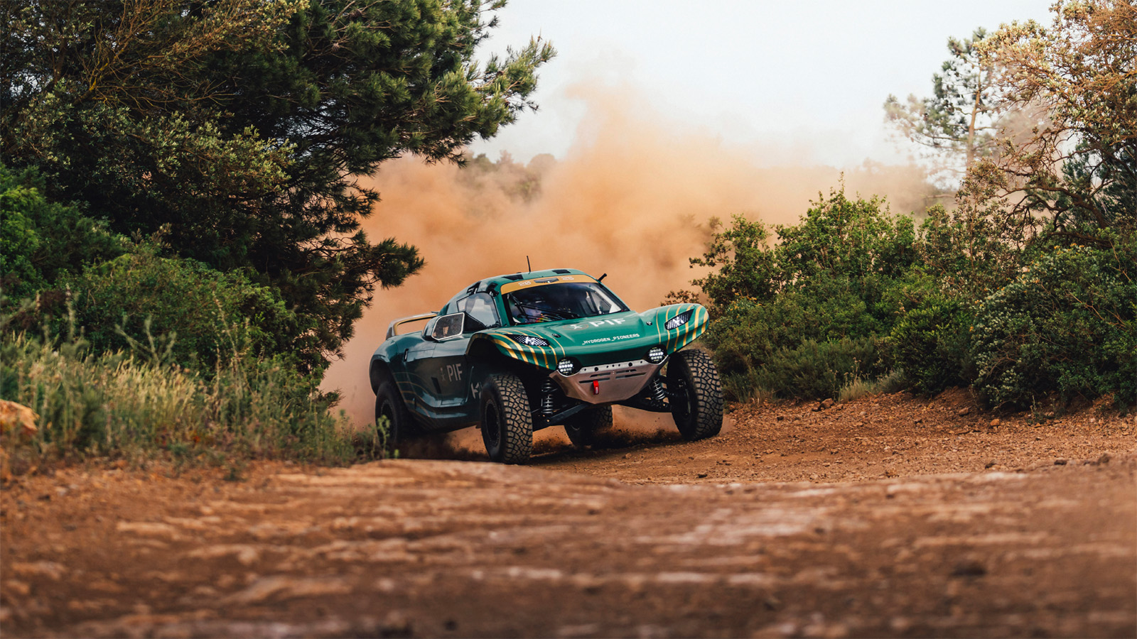 BREAKING: FIA signs multi-year deal with Extreme H for world’s first ...