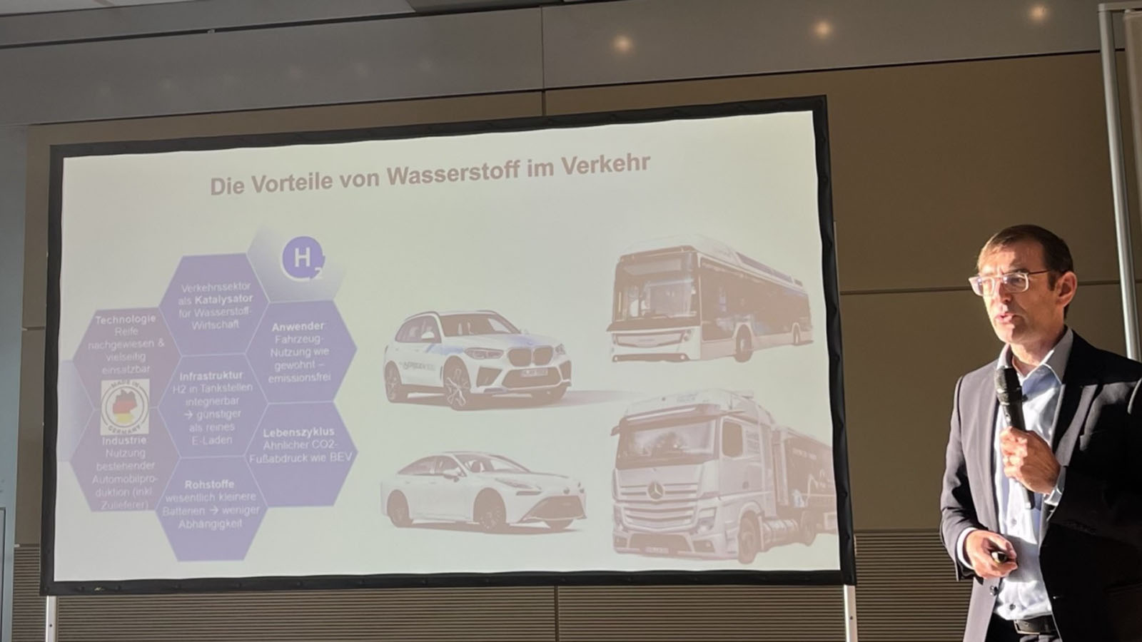 Hydrogen in transport: BMW, Daimler, Toyota panel calls for German ...